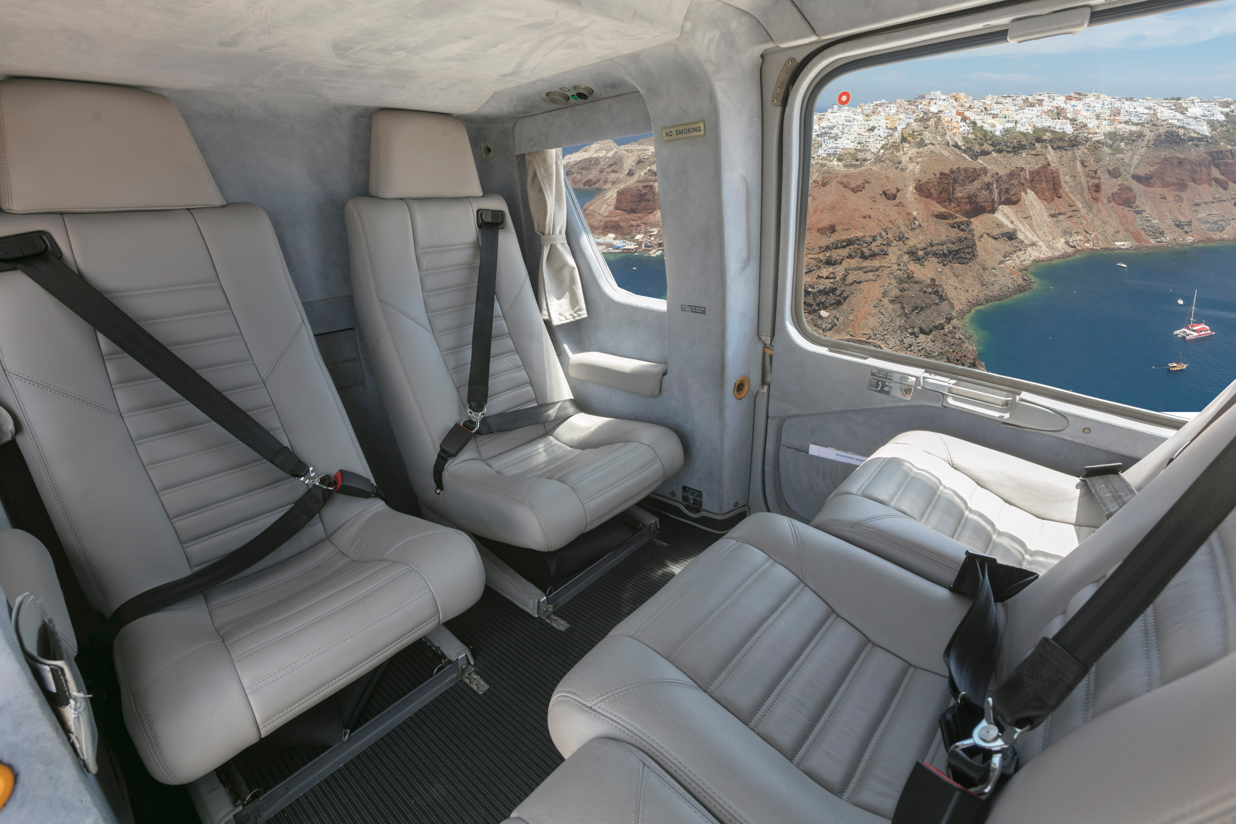 Airbus Helicopters EC135 - Airlift - Helicopter charter - Helicopter rental