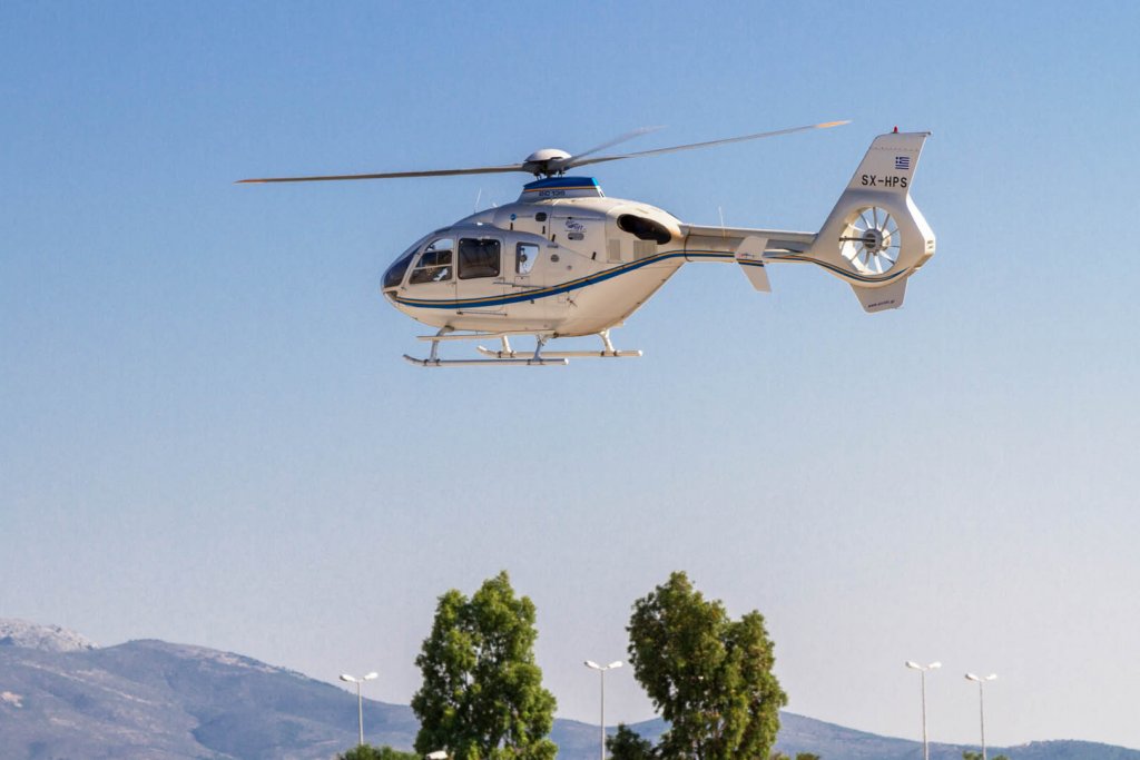 Airbus Helicopters EC135 - Airlift - Helicopter charter - Helicopter rental