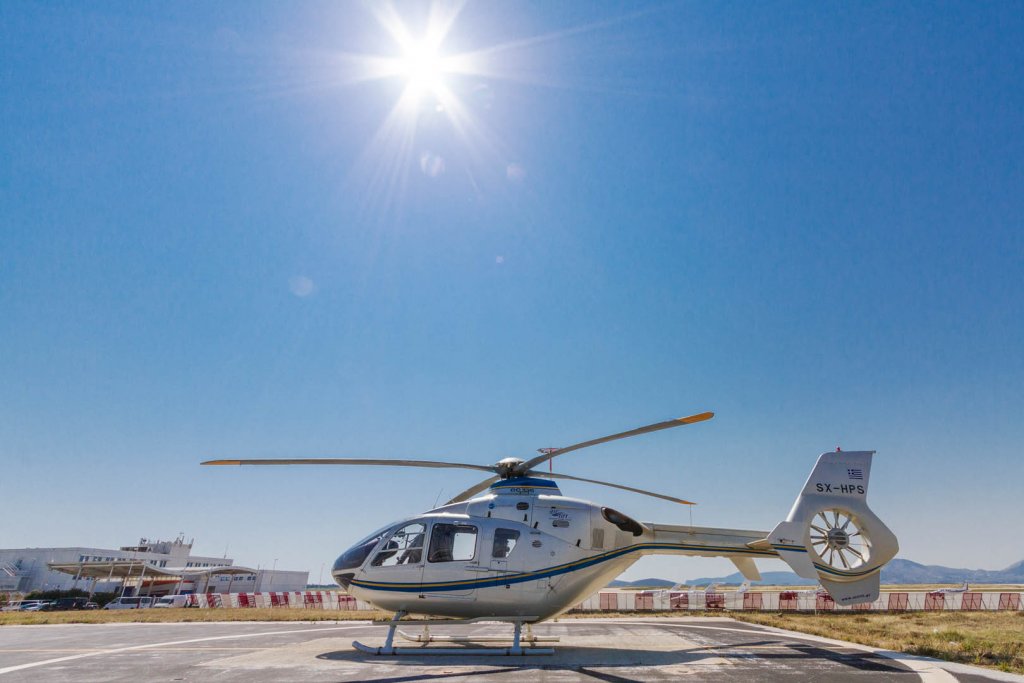 Airbus Helicopters EC135 - Airlift - Helicopter charter - Helicopter rental
